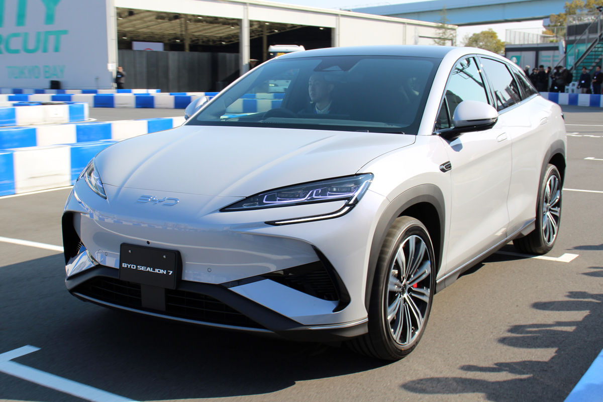 BYD unveils two models to be launched by the end of this year. In ...